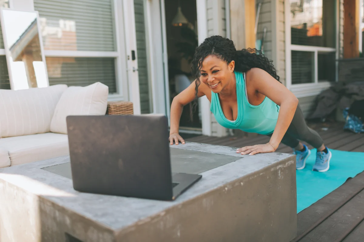 Braços Aprenda 5 Exercícios Para Definir Os Braços Em Casa